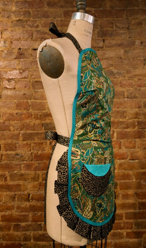 Ruffle | Thinking Threads